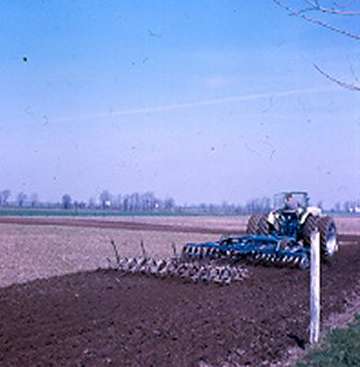 Ford 201 disk - General Chat - Red Power Magazine Community