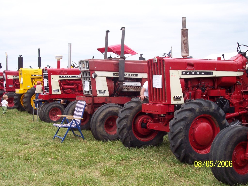 How rare is a 2806 AWD - Technical IH Talk - Red Power Magazine Community