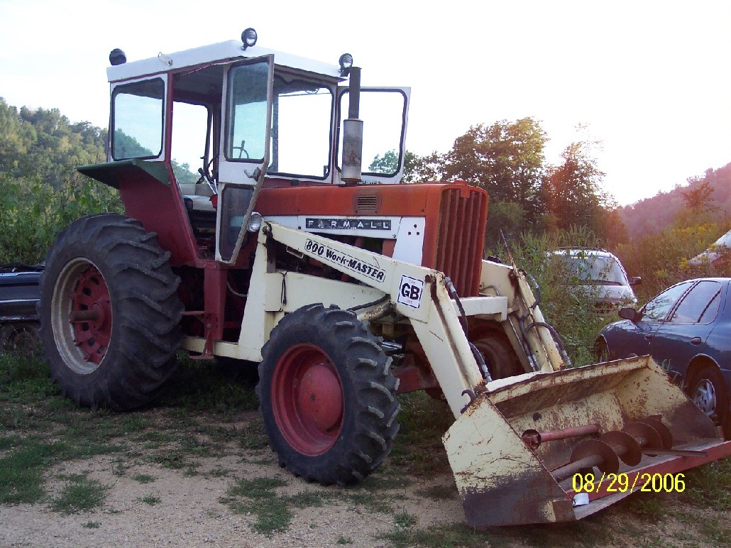 need "2806" emblem for IH Industrial 2806 - Technical IH Talk - Red ...