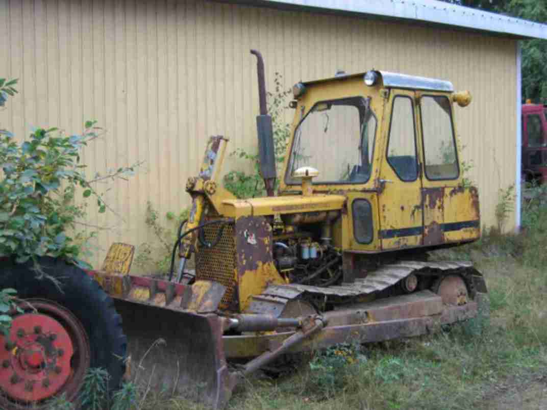 Drott 150K3 and BTD-8B - IH Construction Equipment - Red Power Magazine ...