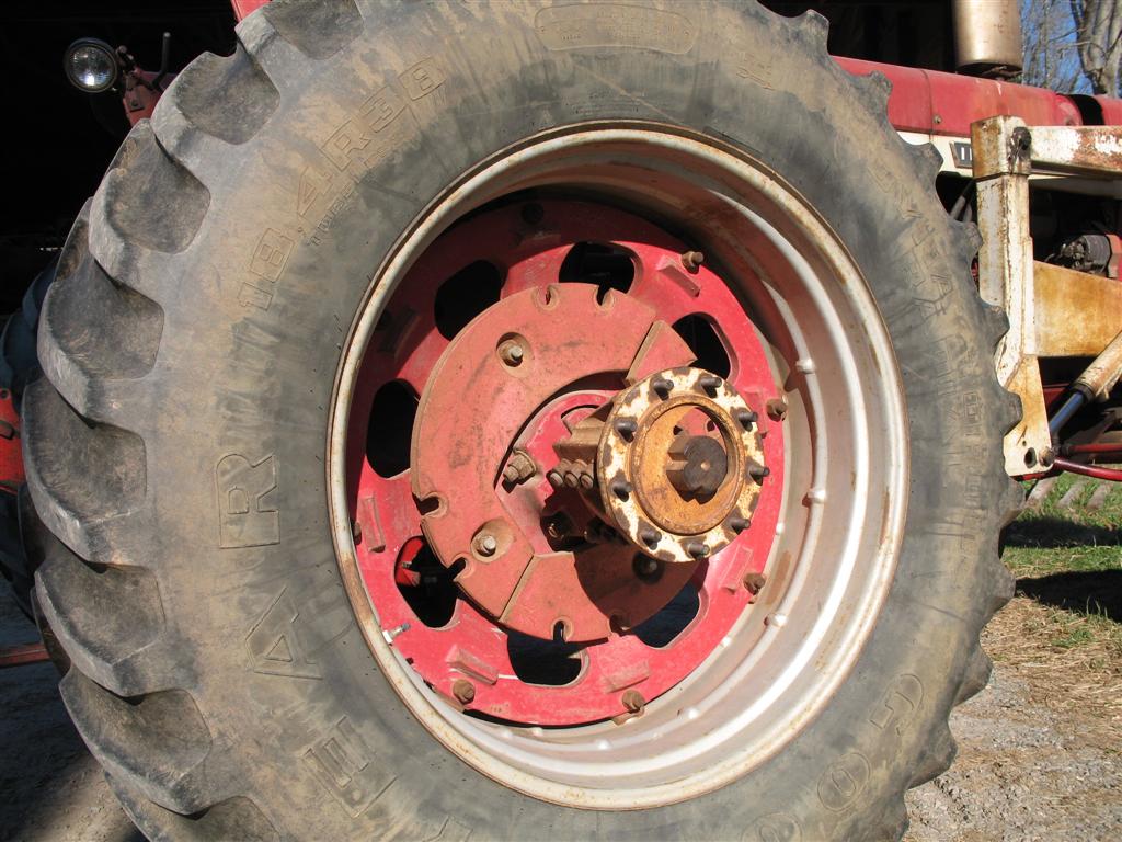 856 custom? - Technical IH Talk - Red Power Magazine Community