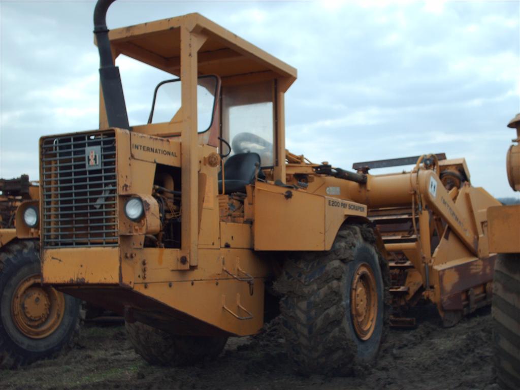 IHC Scrapers - IH Construction Equipment - Red Power Magazine Community