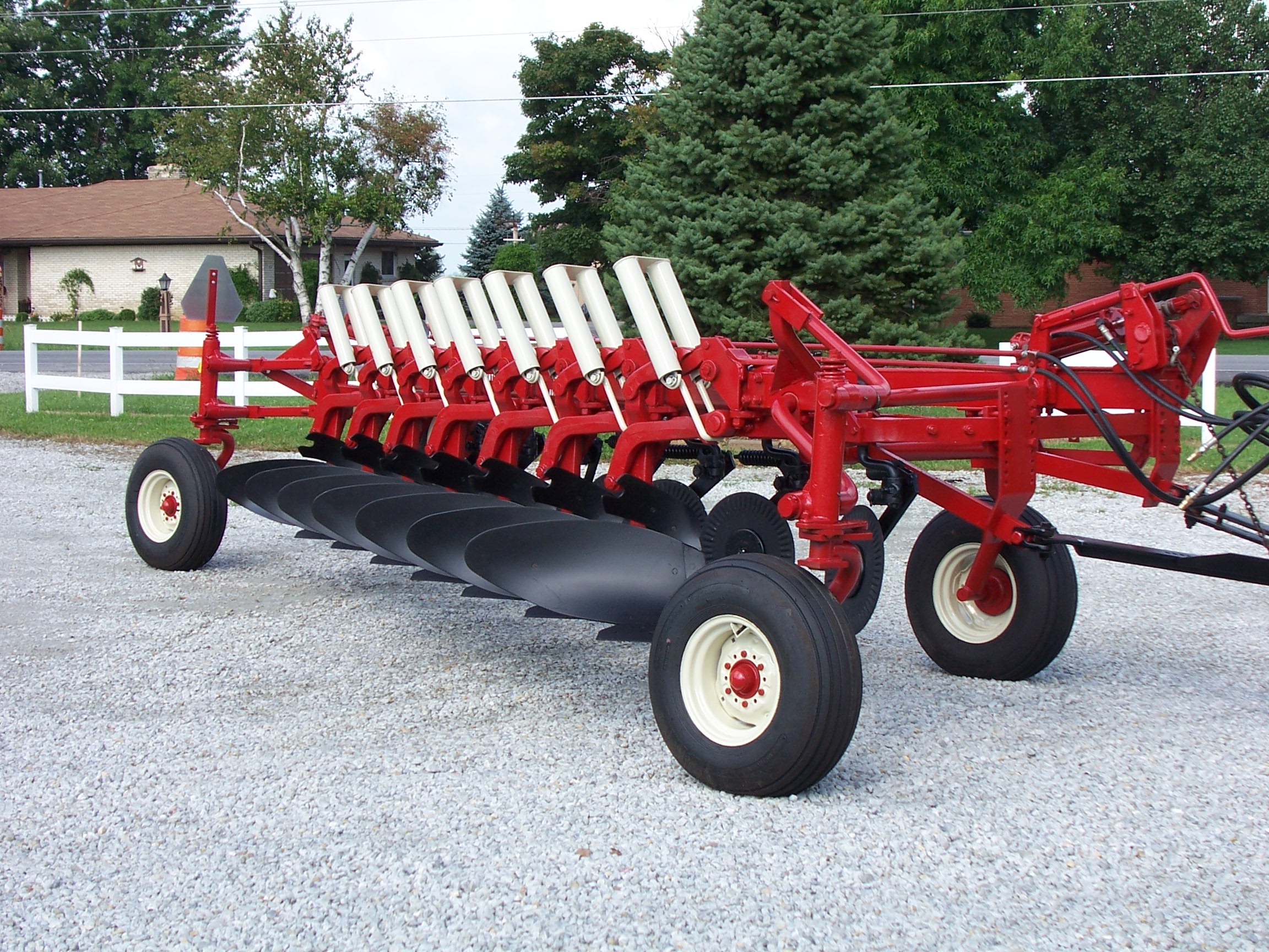 700 PLOW - Technical IH Talk - Red Power Magazine Community